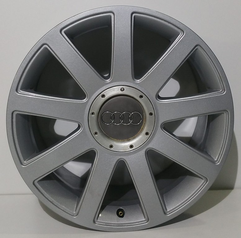 AUDI 5×112 8Jx18 ET43