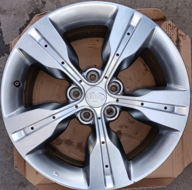 KIA 7×18 5/114,3 ET49