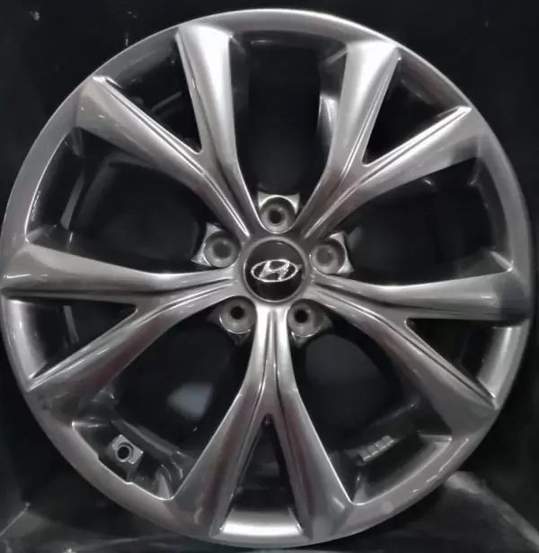 Hyundai 7,5×19 5/114,3 ET49,5