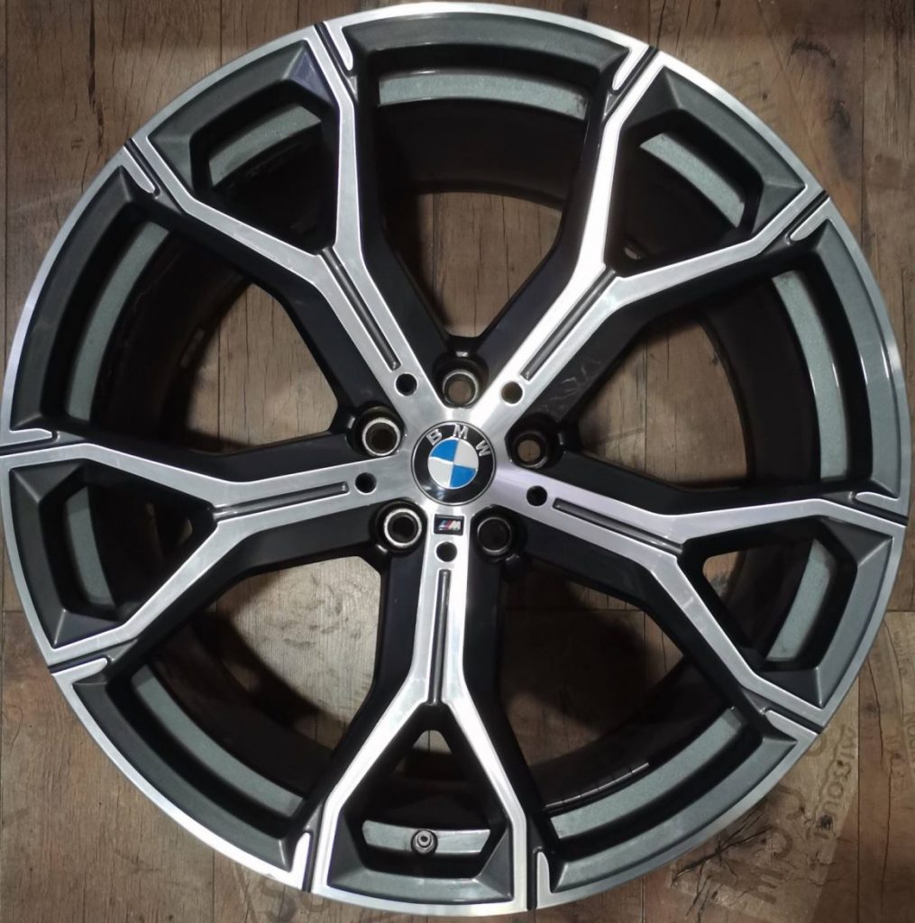 BMW X5,X6 9,5×21 5/112 ET37/10,5×21 5/112 ET43