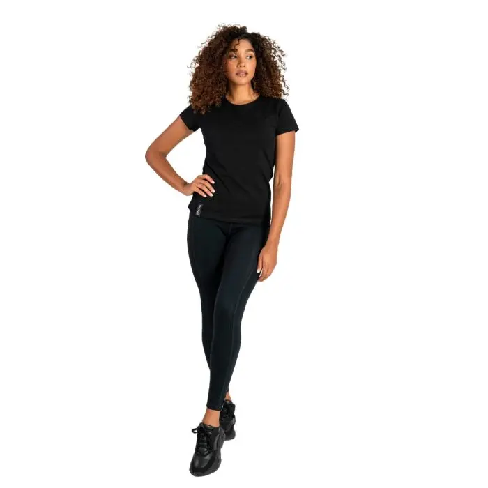 Women‘s Essential Tee Black - STRIX