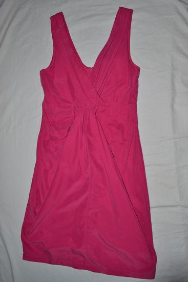 pink haljina
