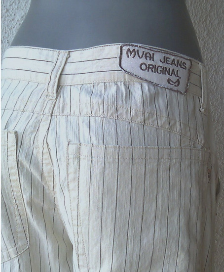 pantalone tri četvrti br 38 MVAI JEANS