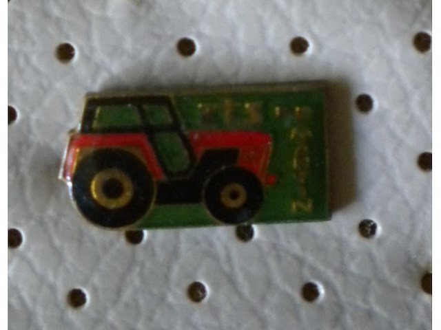 Traktori `ZTS Martin`