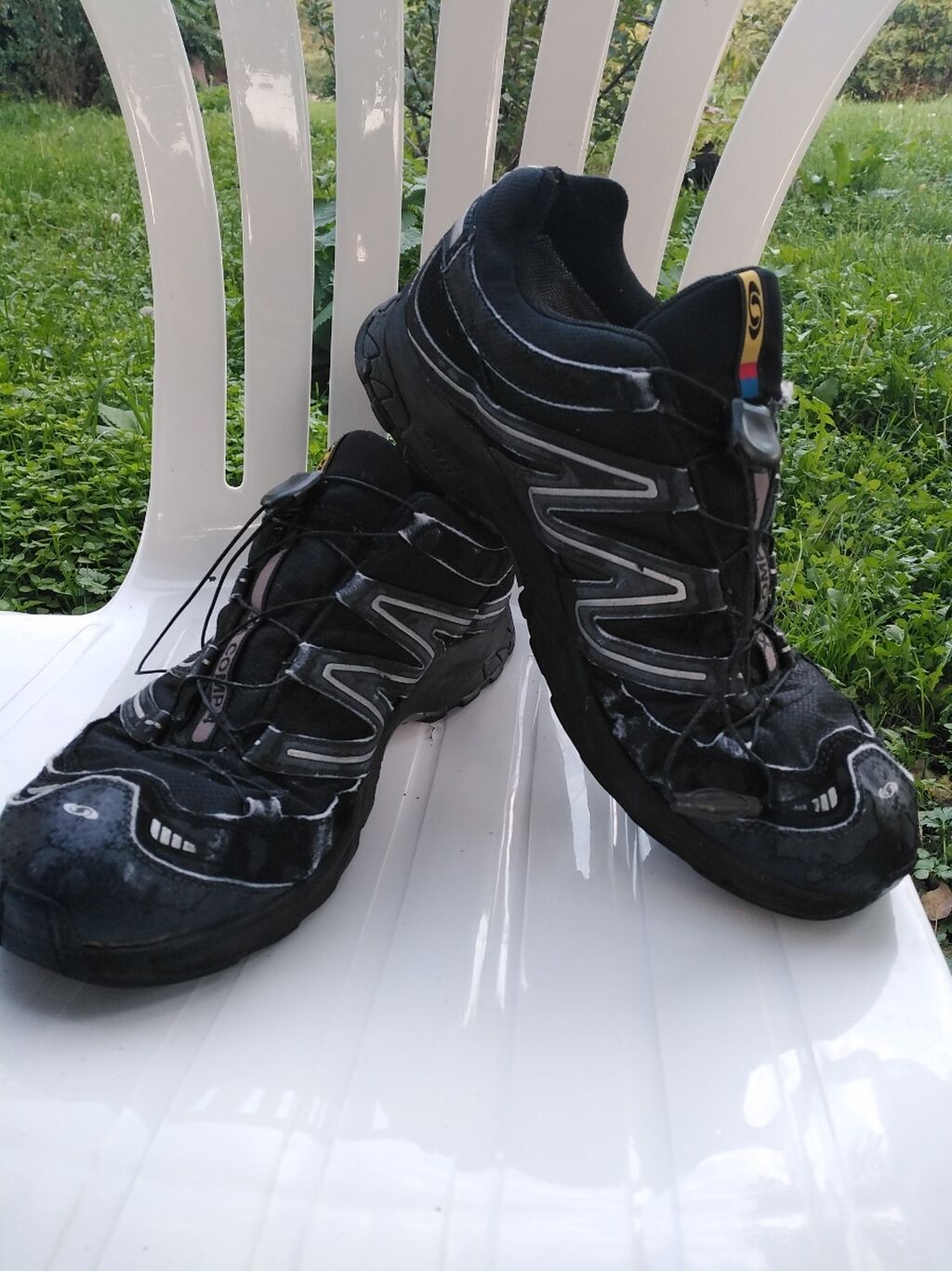 Salomon original patike br. 46. Gore-tex. Contagrip djon