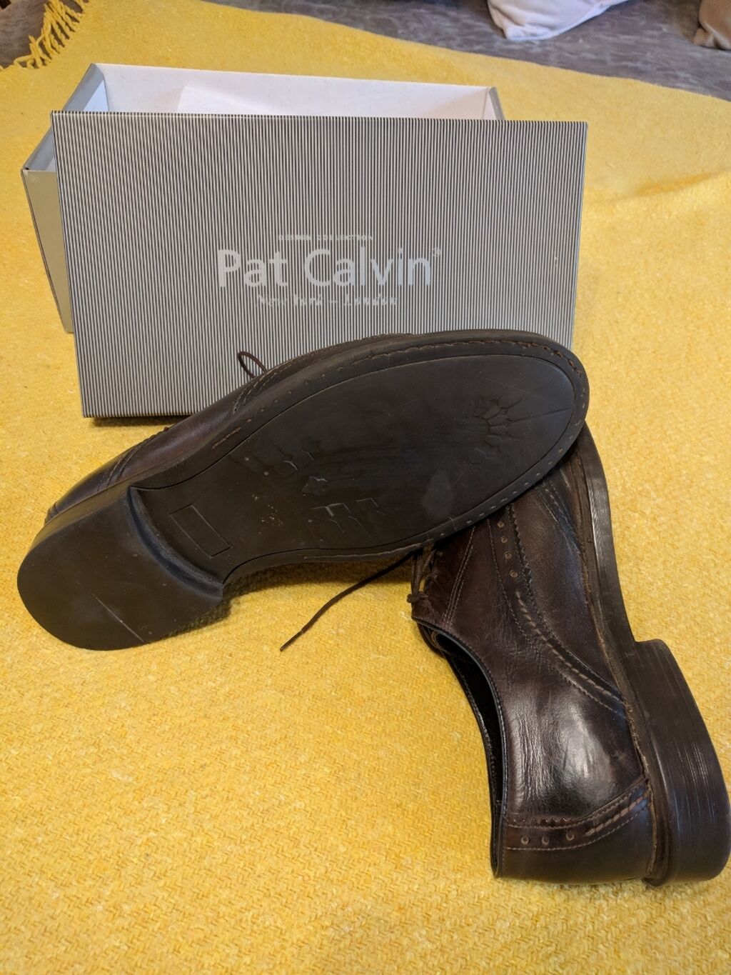 Pat Calvim muške cipele za jesen. Gornji deo koža braon boje, djon