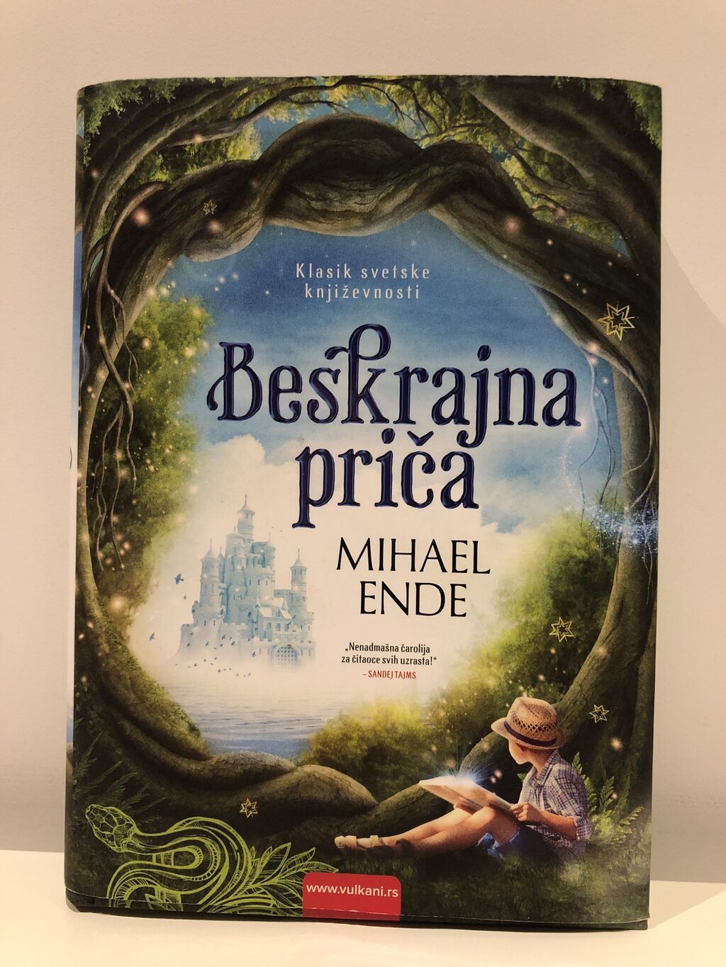 Nov roman BESKRAJNA PRIČA, Mihael Ende Tvrdi povez. Knjige se salju
