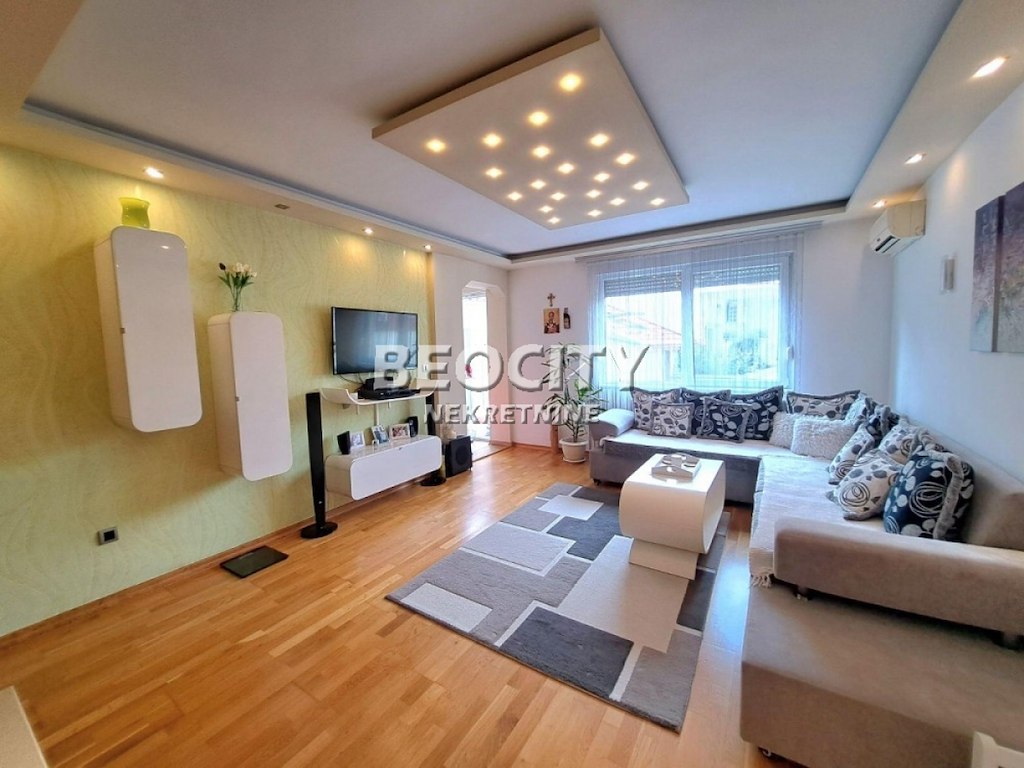 Novi Sad, Centar, Jevrejska, 3. 5, 66m2, 216000EUR 88m2