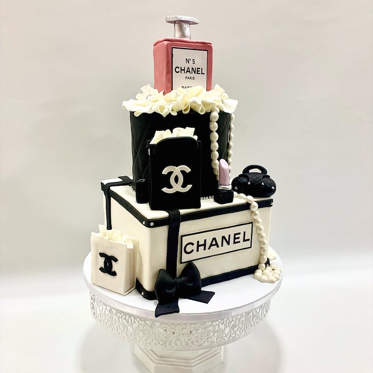 Prodavnica poklona - Chanel slatko modiranje