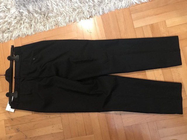 Zara pantalone