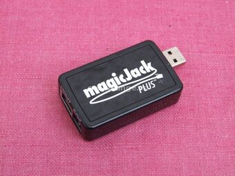 MagicJack Plus USB adapter za besplatno telefoniranje!