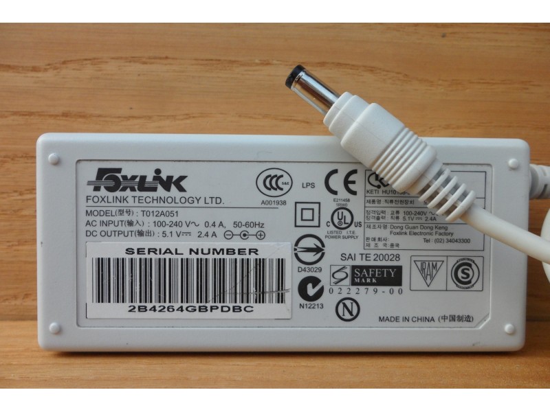 Strujni adapter (punjač) - 5.1V - 2.4A / FOXLINK