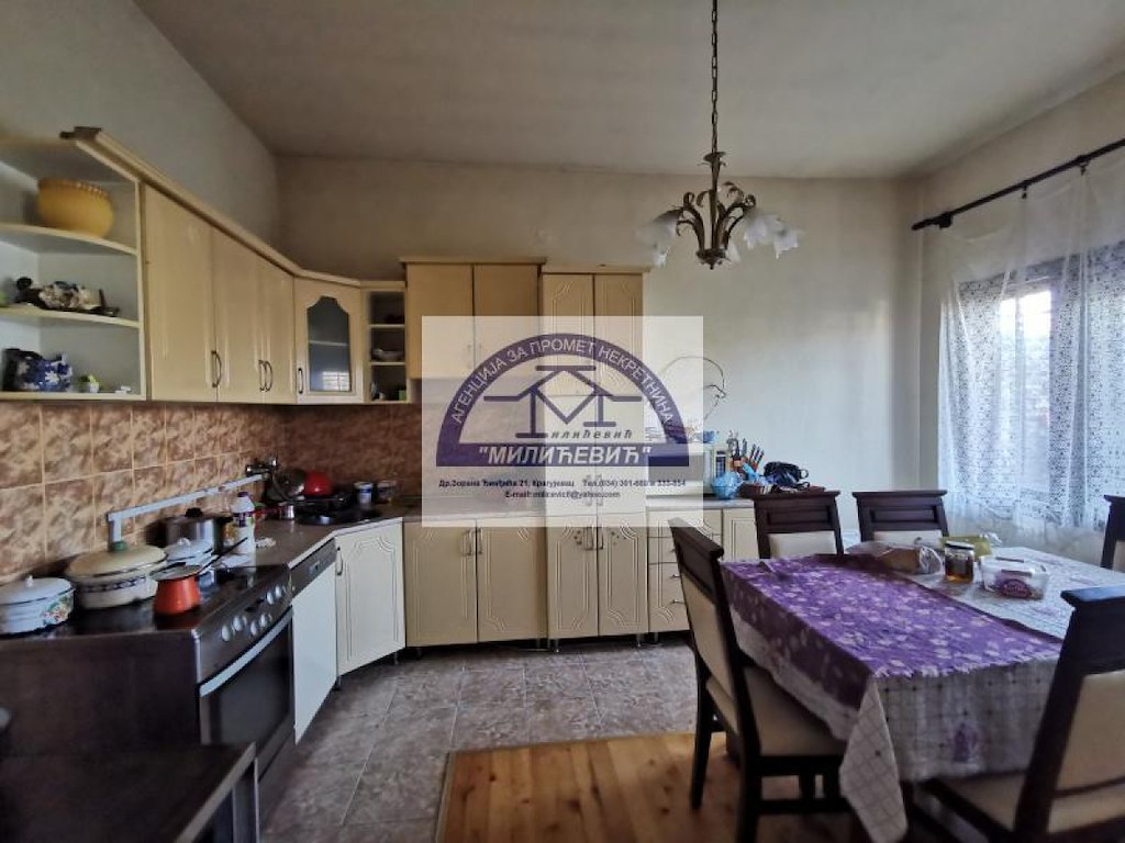 Prodaja, Kuća, 220m2 , Denino brdo