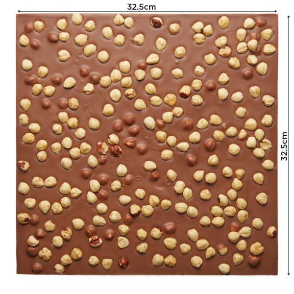 Mlečna čokolada sa celim lešnicima 1350g