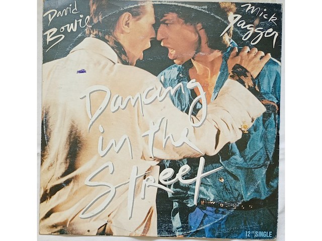 DAVID BOWIE &; MICK JAGGER - Dancing in the street