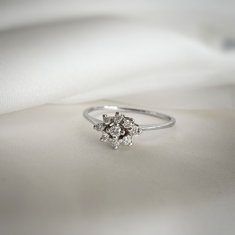 Verenički prsten u vintidž stilu, belo zlato i dijamanti 0.20 ct Vs-Gh
