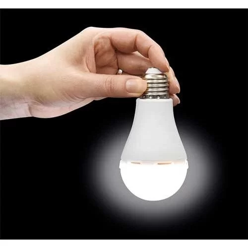 LED Sijalica koja svetli i kada nema struje 12W