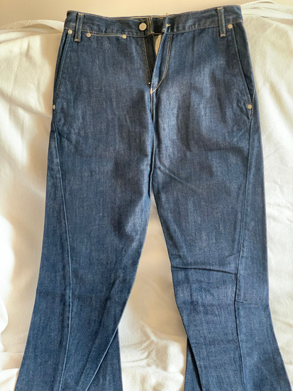 Farmerke Levis, nove