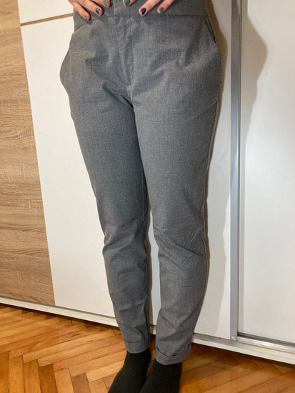 Zara pantalone