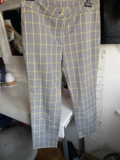 NOVE zenske pantalone, velicina za M, L