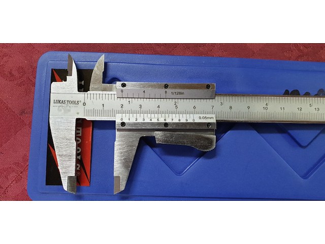 Pomično merilo - šubler - metalni - 150mm Lukas