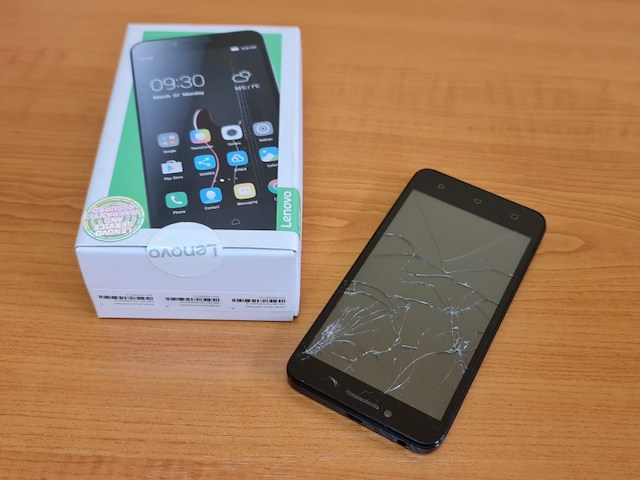 Mobilni telefon Lenovo Vibe C sim free neispravno