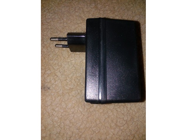 AC-AC Adapter 24V 830mA - polovan