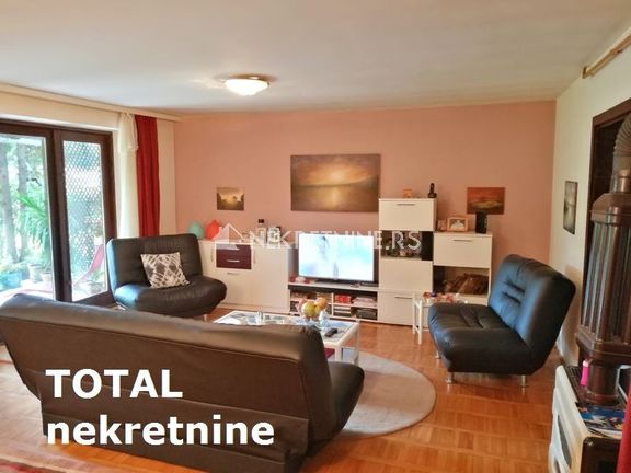 Petosobna kuća NOVI SAD, 442900€