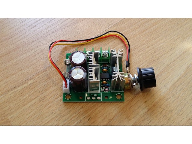 PWM Regulator DC motora   12V-40V   8A max