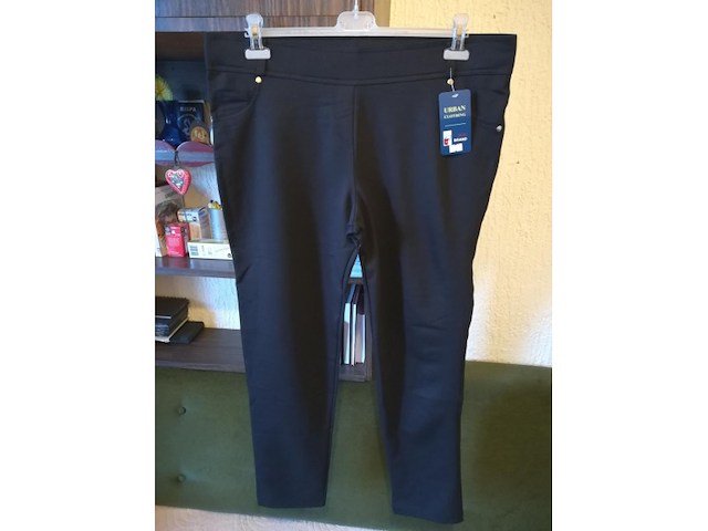 Nove zenske pantalone za punije dame Zara