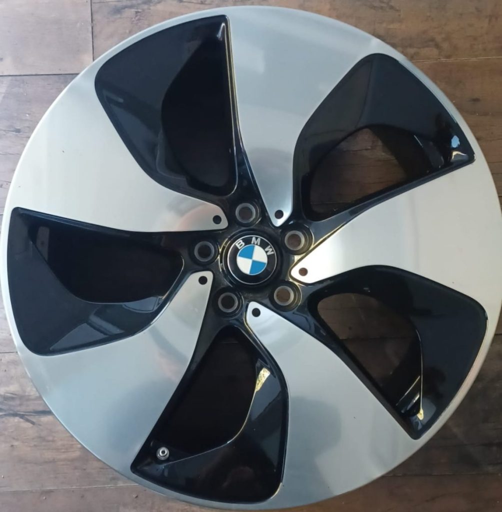 BMW I8 7,5×20 5/112 ET40