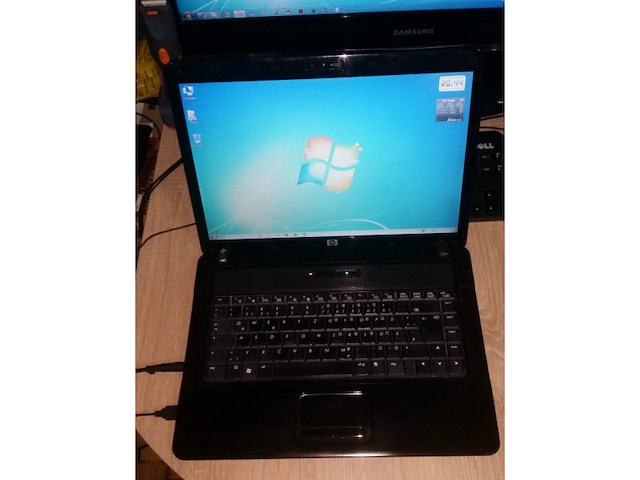 Laptop (88) HP Compaq 6730s
