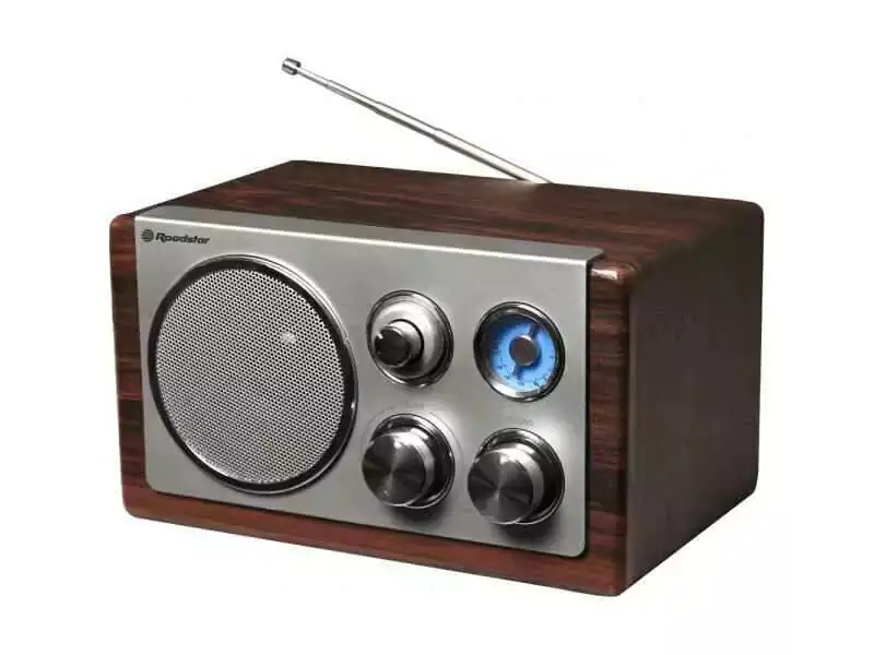 ROADSTAR RSHRA1245 – RETRO RADIO SA DRVENIM KUĆIŠTEM