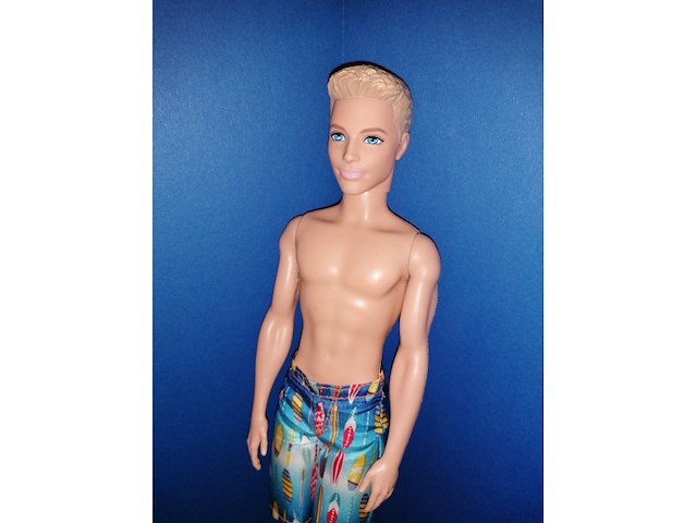 Barbie ken lutka