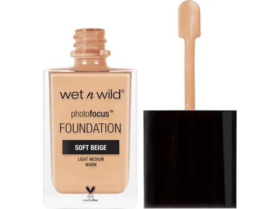 Wet n Wild Tečni puder Photo Focus Soft Beige