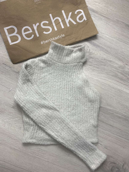 Bershka džemper