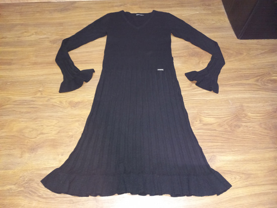 Crna trikotazna haljina