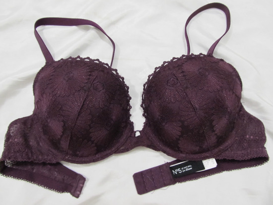 Etam Lingerie svetlucavi grudnjak vel. 85D