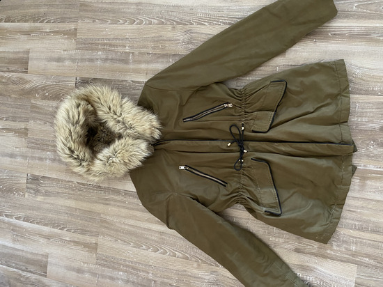 Zara Parka 36