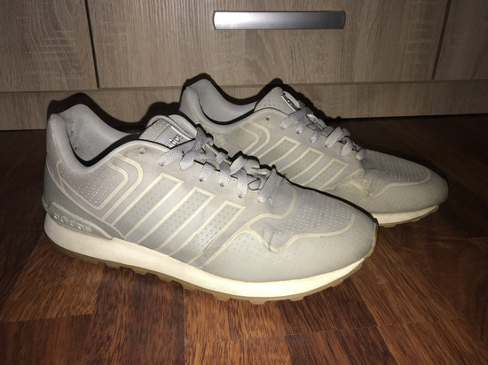 Sive unisex adidas patike