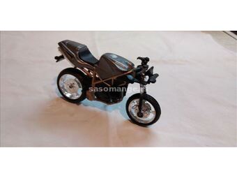 Maisto motor Ducati Superbike 1;18,fali far