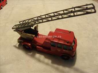 Matchbox kamion Merrywheather Fire Engine No.15