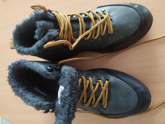 Nove zimske cipele