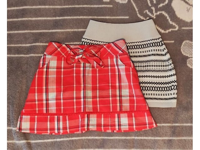 Dve lepe mini suknje