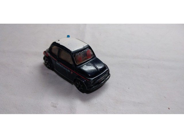 Burago Fiat 500 Carabinieri 1:43,China, izgreban fali 1