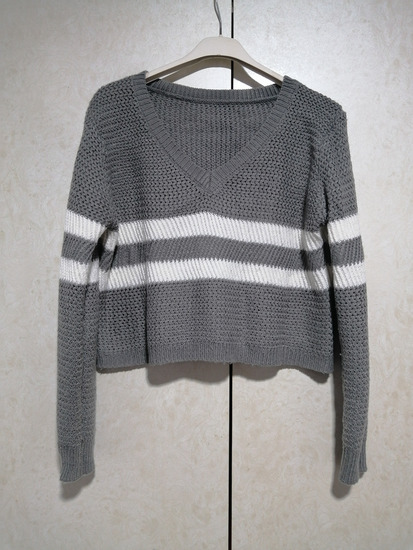 Crop top džemper XS /
