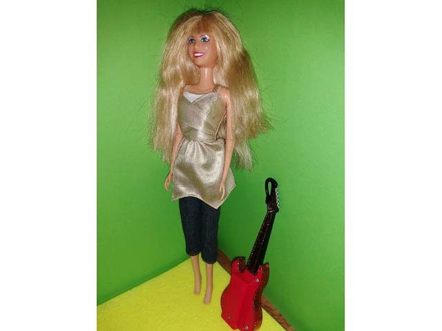 Hannah  Montana lutka