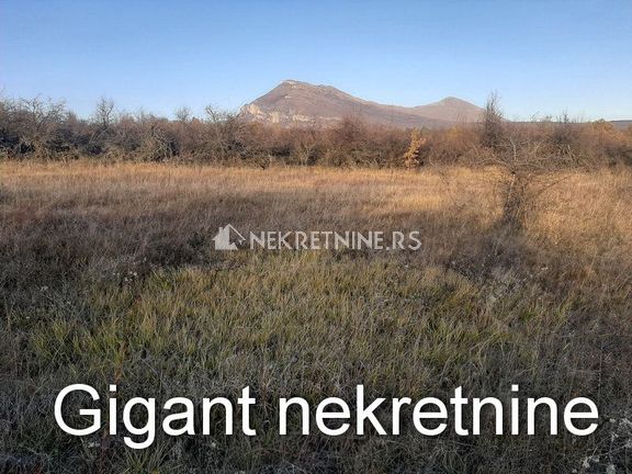 Prodaja zemljišta u okolini Rtnja-Vrmdza-jezero