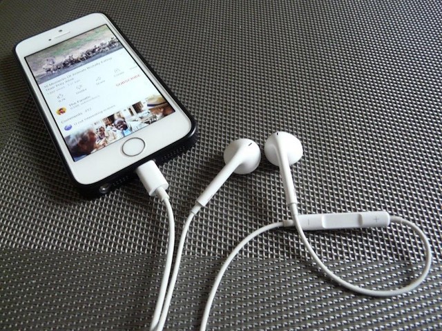 Apple iPhone Earpods Lightning slušalice A1748