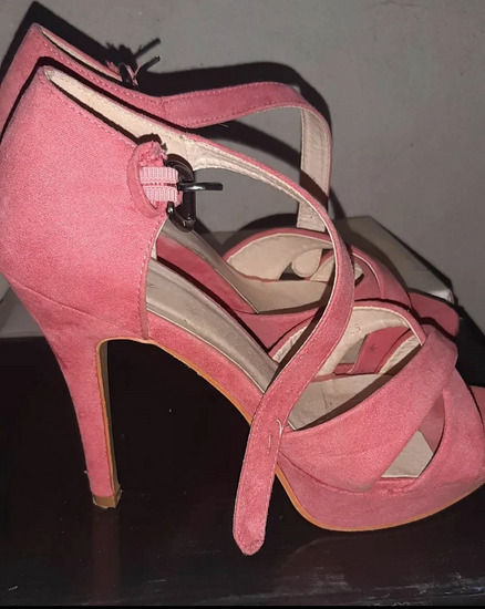 Sandale
